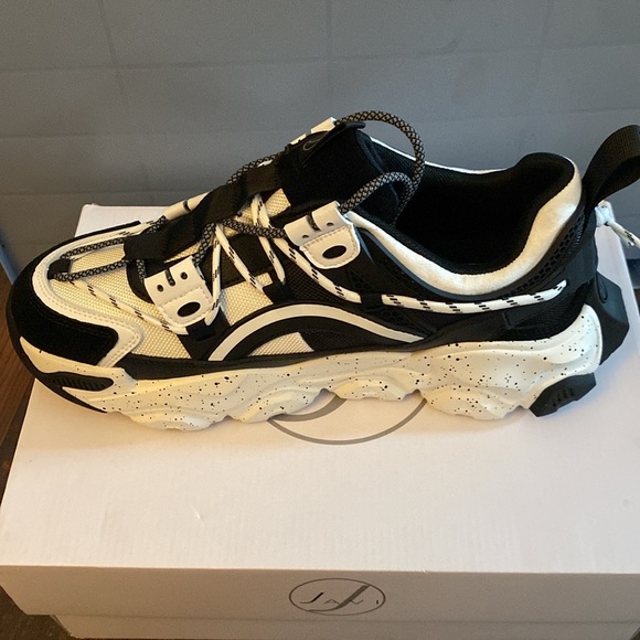 Eric Javits | Shoes | New Never Worn Blackwhite Alluring Tennis Shoe By ...
